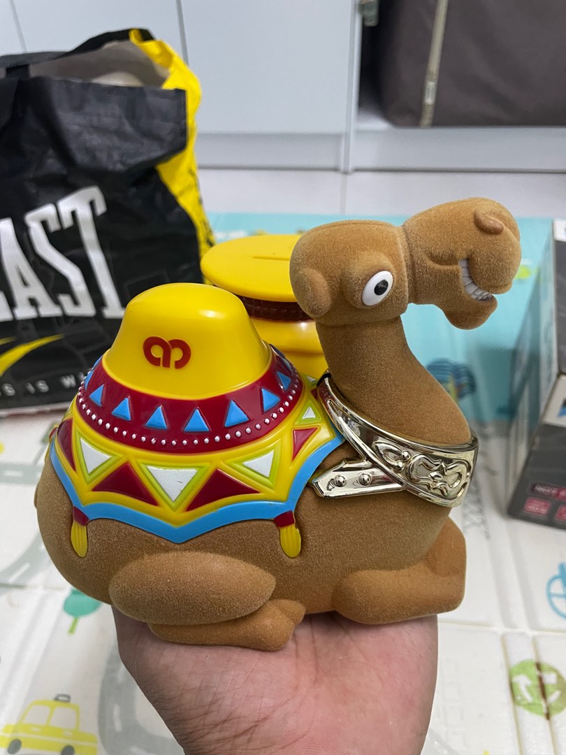 Tabung Unta Ambank tahun 2000an, Hobbies & Toys, Collectibles ...