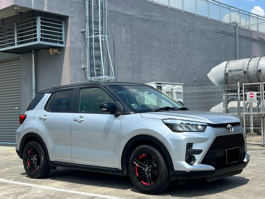 Toyota Raize 1.0 XS (A), Cars, Used Cars on Carousell