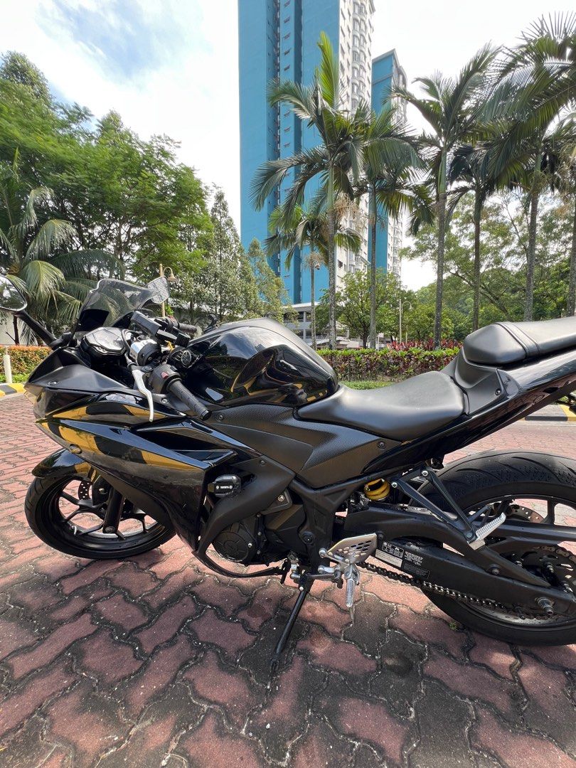 Yamaha R25-V1, Motorbikes on Carousell