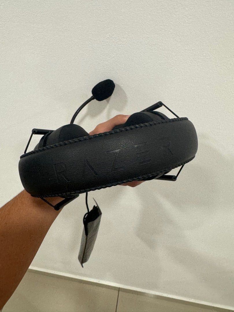 [broken mic] Razer Blackshark v2 + USB sound card headset, Audio ...