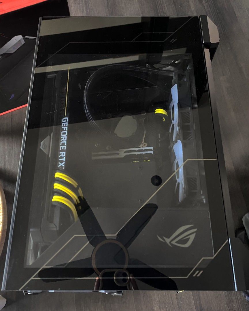 Asus Rog Gaming Case Rog z11 + aio cooler rog strix lc 240mm, Computers ...