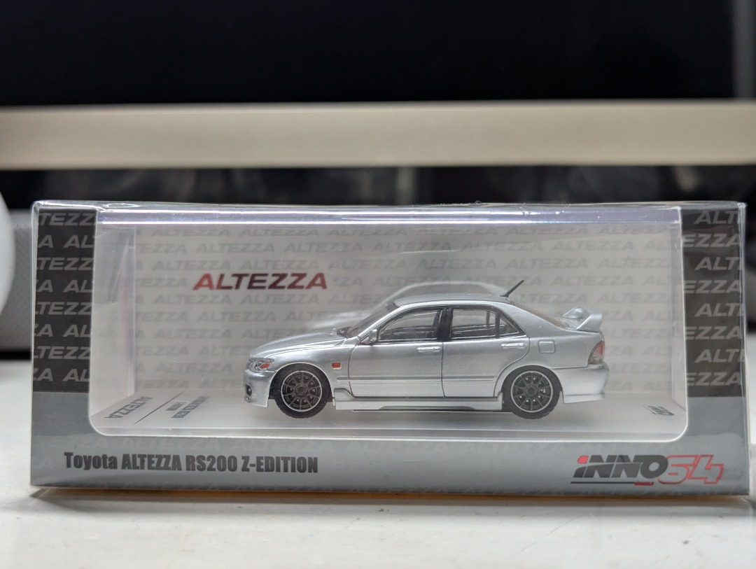 Inno Model Inno64 Toyota Altezza IS300 RS200 Z-Edition Silver 1/64 ...