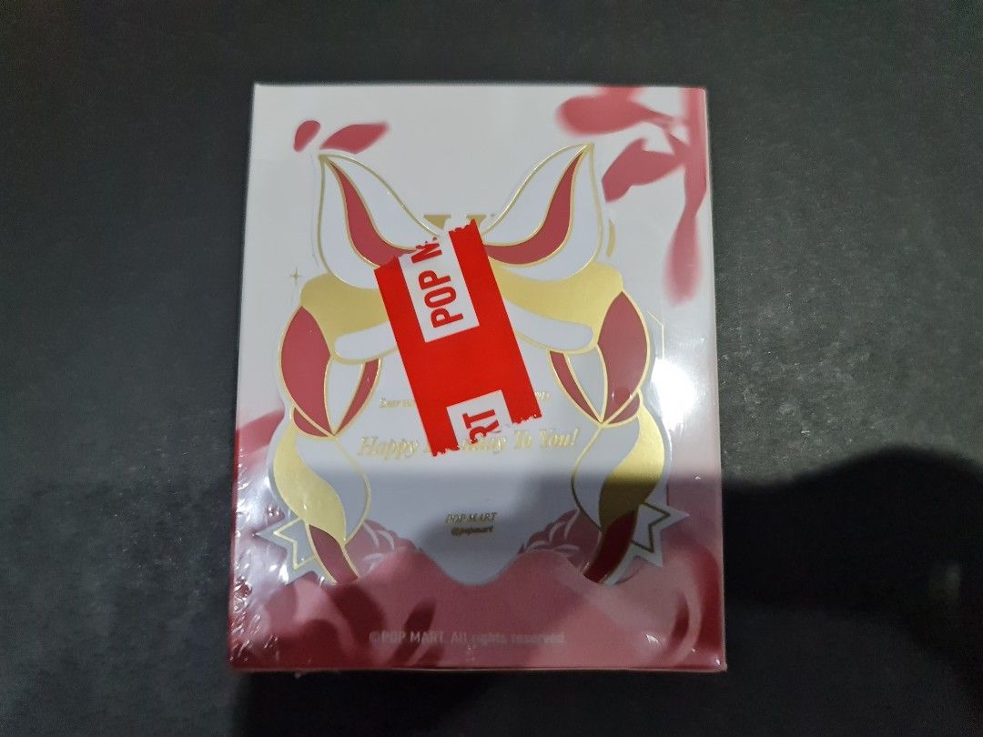 Popmart Kubo Birthday Badge, Hobbies & Toys, Toys & Games on Carousell