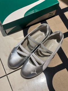 Puma Speedcat Ballerina, Fesyen Wanita, Sepatu di Carousell