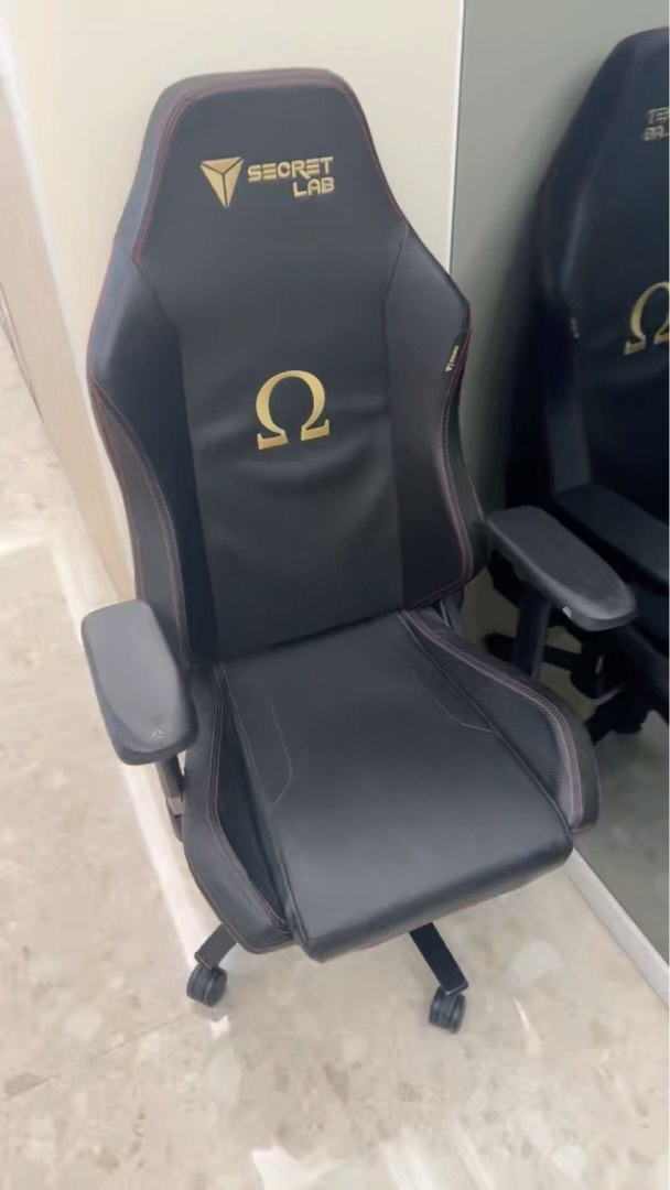 Secretlab Omega Gaming Chair, Furniture & Home Living, Furniture ...