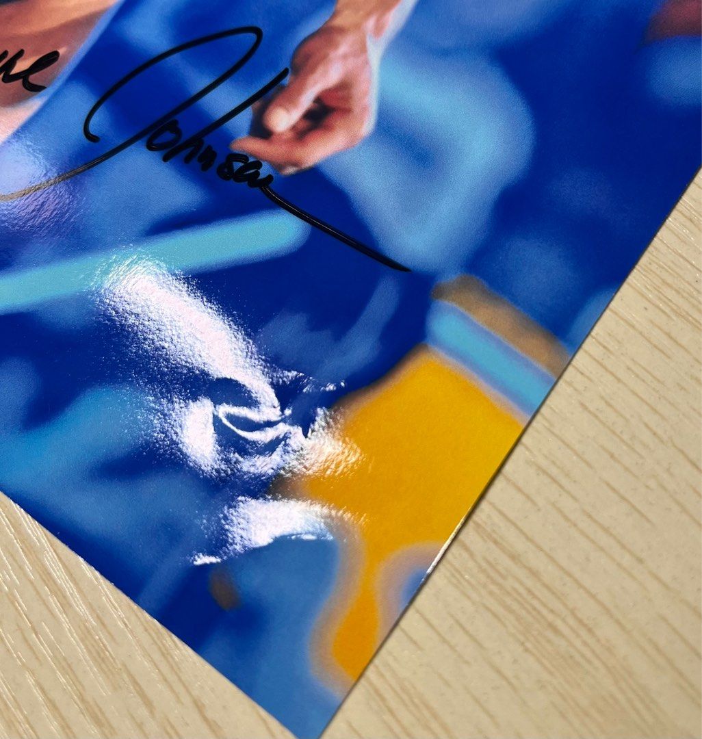 WWE WWF Dwayne Johnson / the Rock Autographed / Hand Signed Photo ...