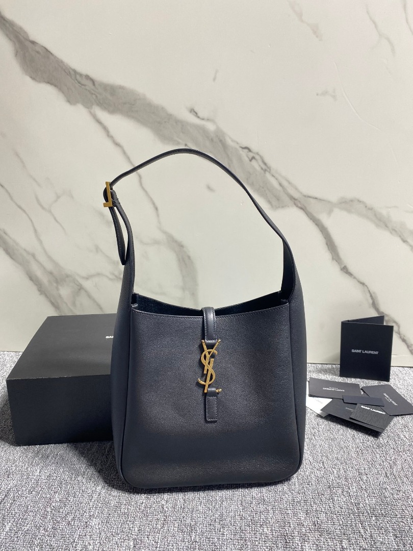 YSL LE5A7 / Gold Logo Hook Closure / Soft Grained Calfskin / Hobo ...