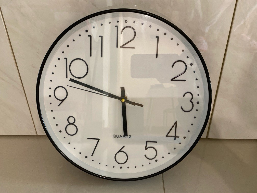 100% Condition Rarely Used Quartz Wall Clock Sweeping Clock, Furniture ...
