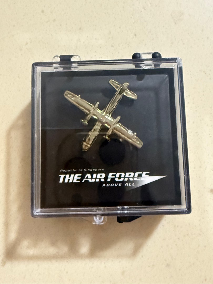 Air Force Pin, Hobbies & Toys, Stationery & Craft, Other Stationery ...