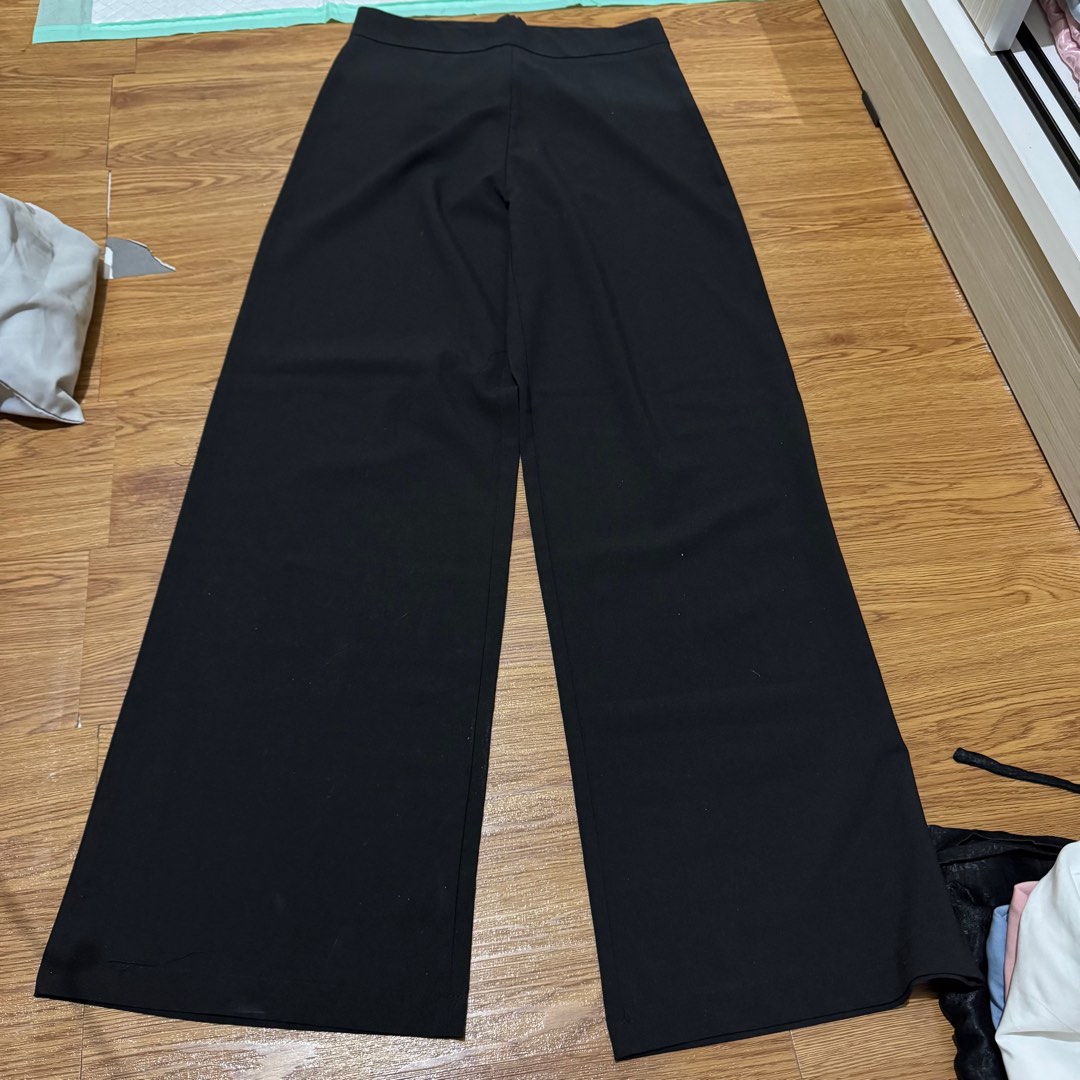 celana kulot coco ann, Fesyen Wanita, Pakaian Wanita, Bawahan di Carousell