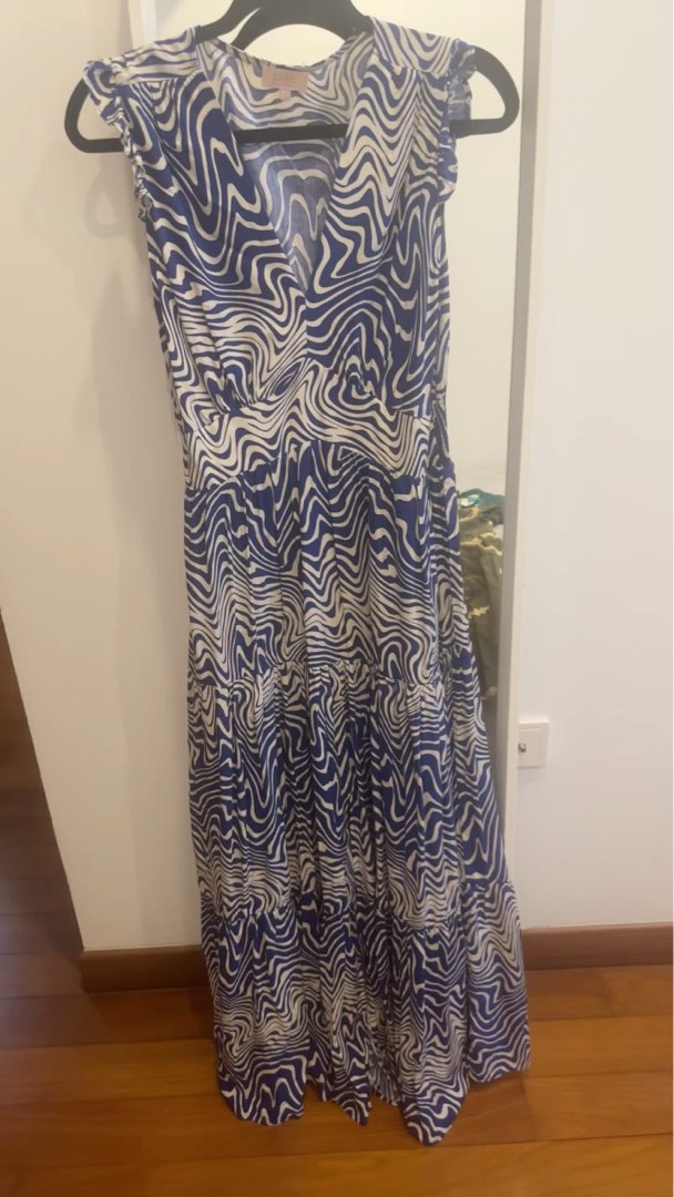 GOA French Brand Maxi Dress Blue & White, Women's Fashion, Dresses ...