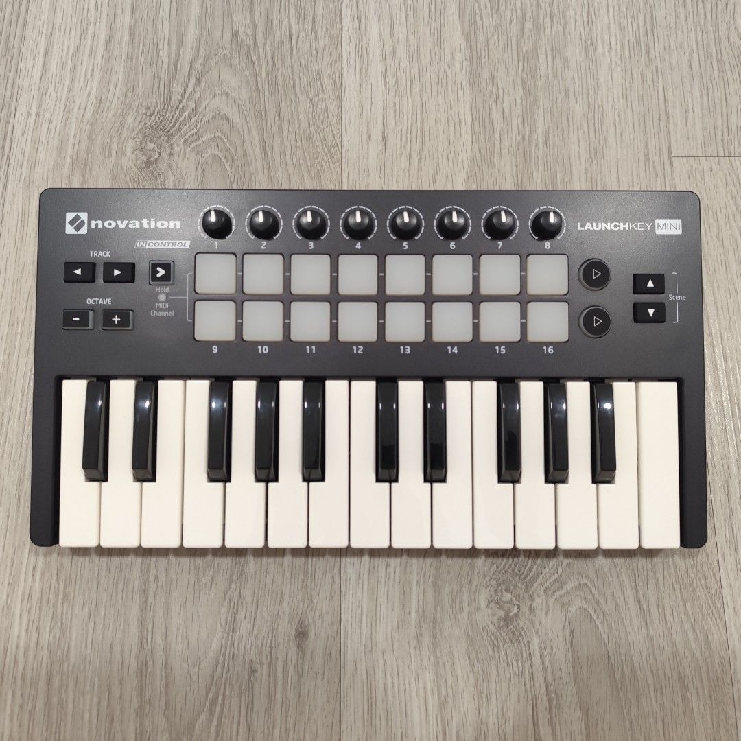 (New) Novation Launchkey Mini MK2 Keyboard Controller, Hobbies & Toys, Music & Media, Music ...