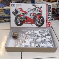 Tamiya Yamaha YZF R1 1/12 Model Kit, Toys & Collectibles, Mainan di ...