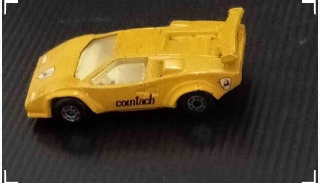 Vintage Classic. Matchbox Lamborghini CounTach Car Model Lp500S. Length ...