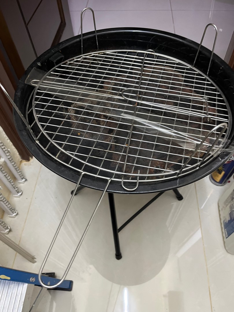 BBQ grill sets, TV & Home Appliances, Kitchen Appliances, BBQ, Grills & Hotpots on Carousell