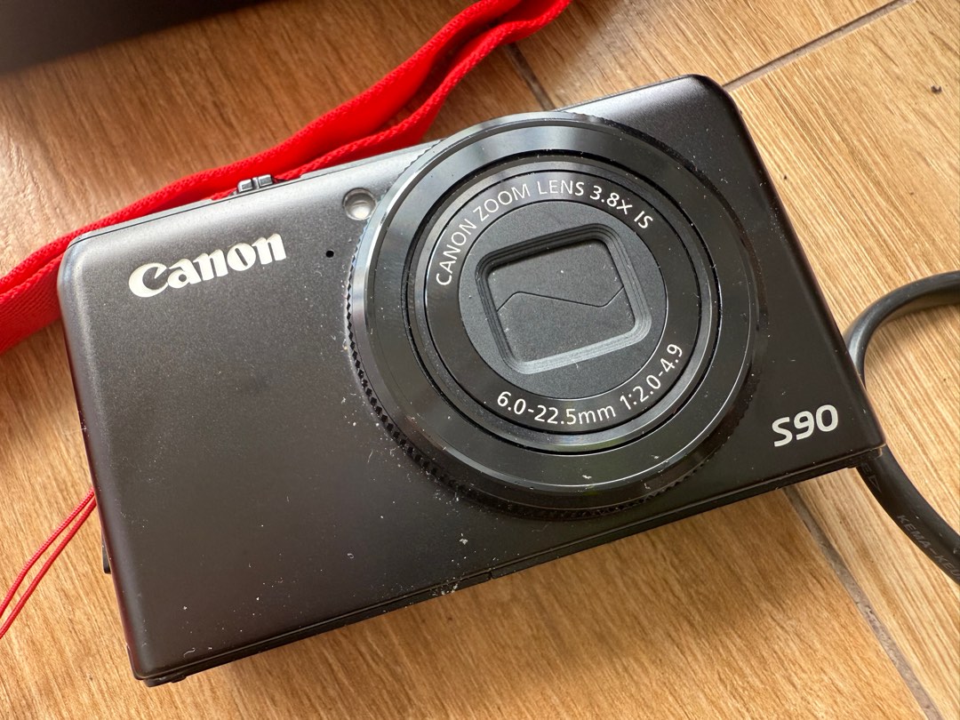 Canon S90, Photography, Cameras on Carousell