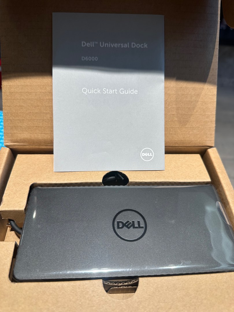 Dell D6000 USB Type C11合ㄧ轉接器 轉接頭 通用媒體插槽座, 電腦及科技產品, 電腦周邊產品, 轉接線及轉換器在旋轉拍賣