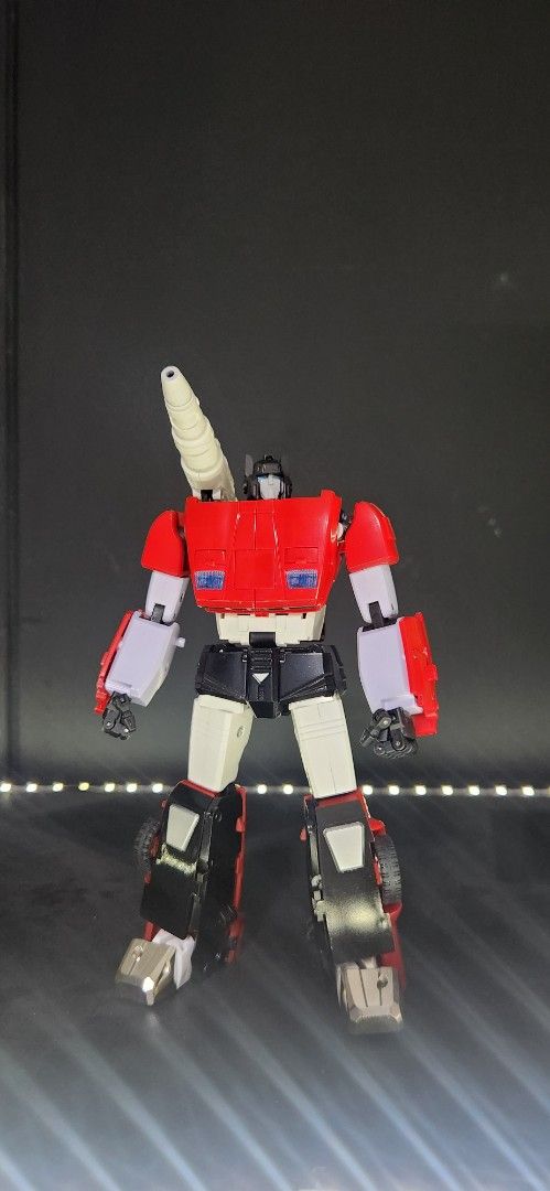 DX9 D21 Red Storm (Not Transformers Masterpiece MP Autobots Sideswipe ...