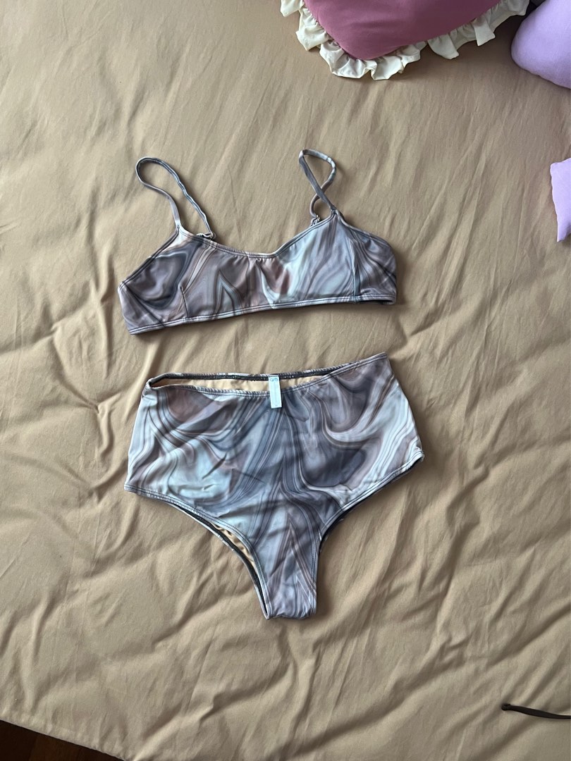 Eighth Mermaid HW Bikini, Women's Fashion, Swimwear, Bikinis ...