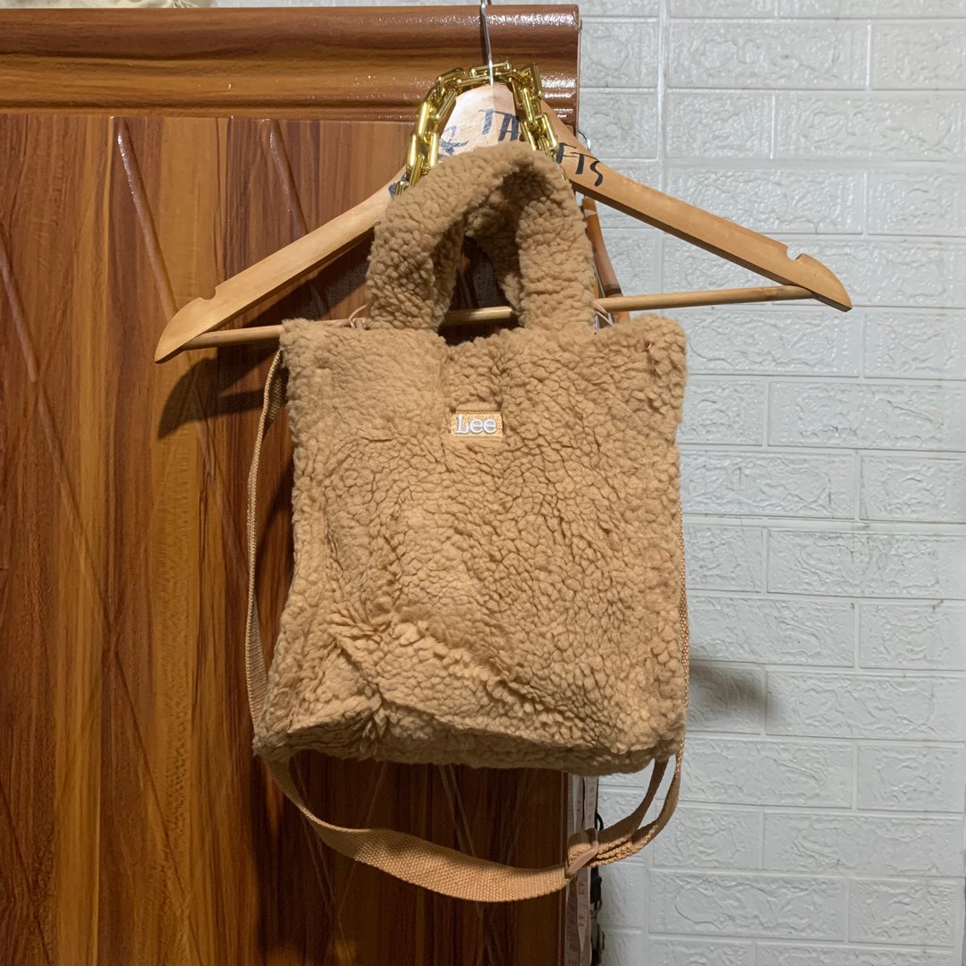 Lee two way sling bag, Women's Fashion, Bags & Wallets, Cross-body Bags ...