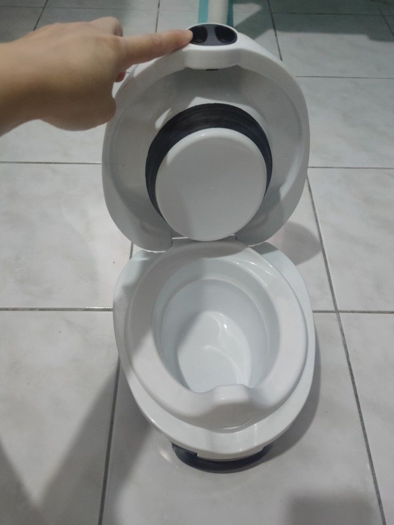 My carry potty - cow, Babies & Kids, Bathing & Changing, Baby ...