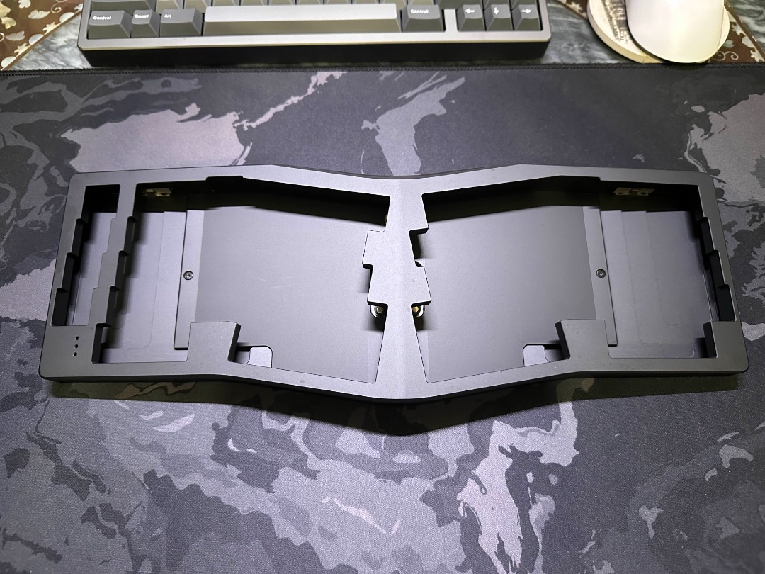 Neo Ergo Tented Ergonomic Keyboard (Full Black Hotswap Kit), Computers ...