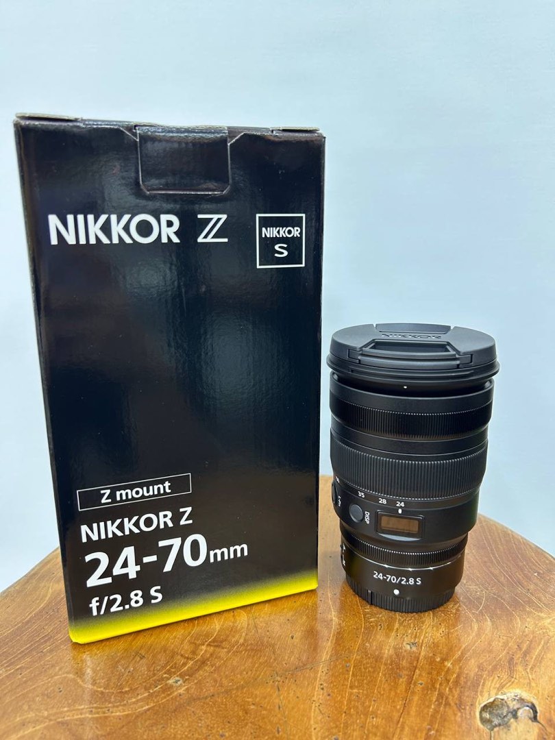 NIKON Z 24-70mm F/2.8 S, Photography, Lens & Kits on Carousell