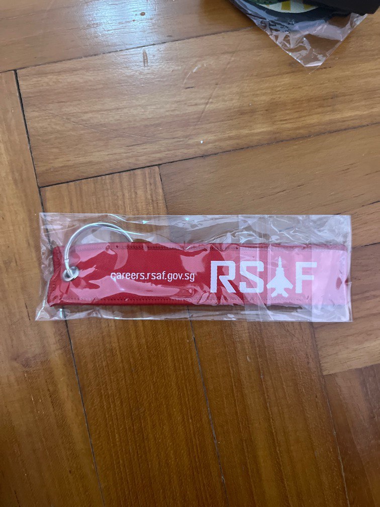 RSAF Singapore Air Force Red Key Ring Keychain Remove Before Fight ...