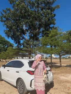 SHAWLPUBLIKA UMASHREE KURUNG, Women's Fashion, Muslimah Fashion, Baju Kurung & sets on Carousell