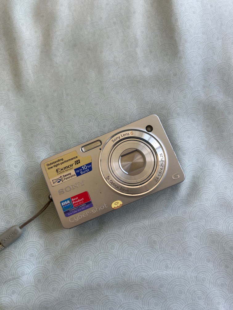 Sony Cybershot Digi Camera, Photography, Cameras on Carousell
