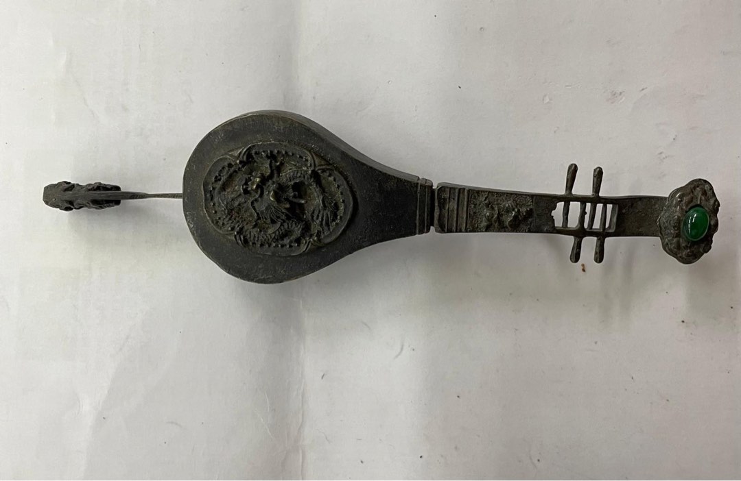 古董琵琶雕龍鎖 (頂部有一粒石) Vintage Chinese Ancient Key Lock Set carved dragon ...