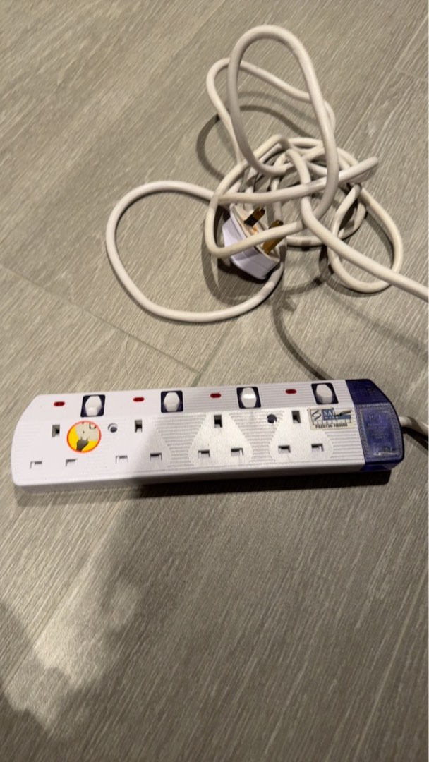 3 Pin Extension Plug with 4 Sockets, TV & Home Appliances, Electrical ...