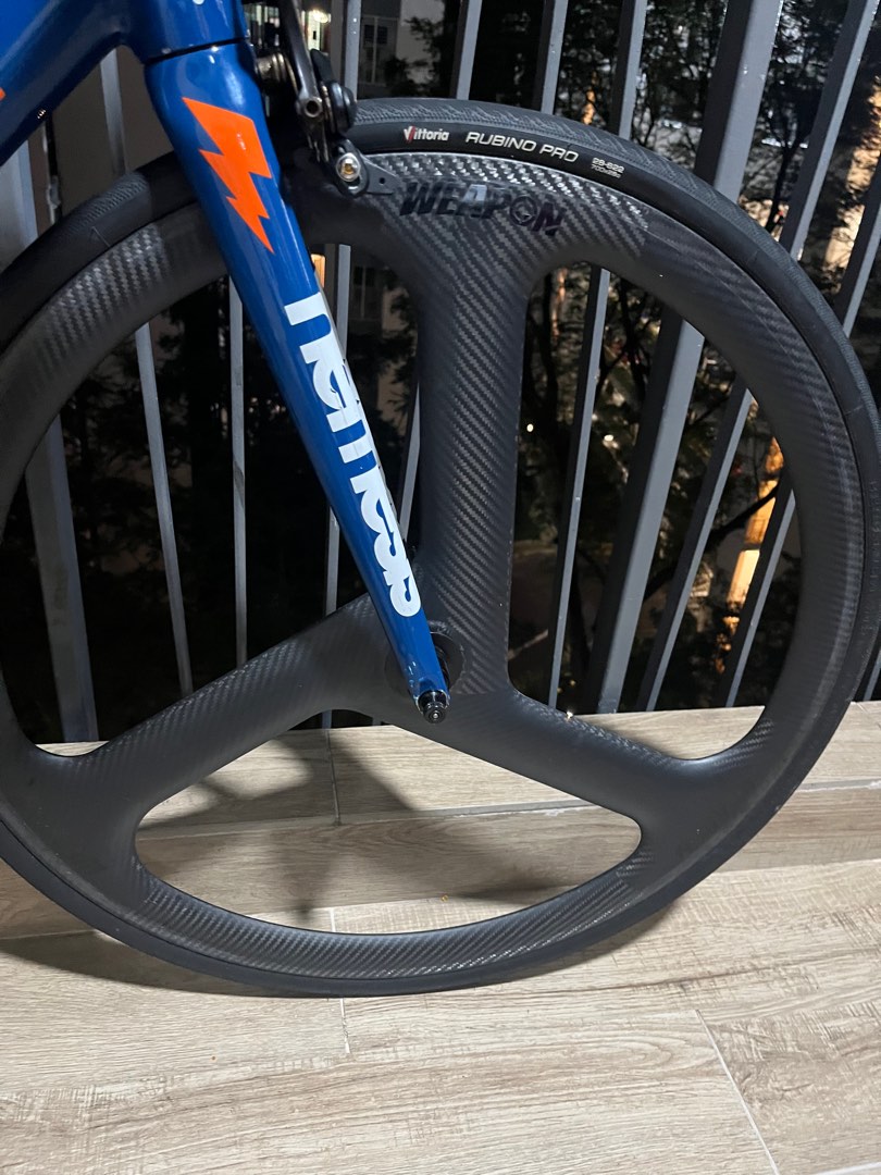 Aero weapon carbon trispoke, Sports Equipment, Bicycles & Parts, Parts ...