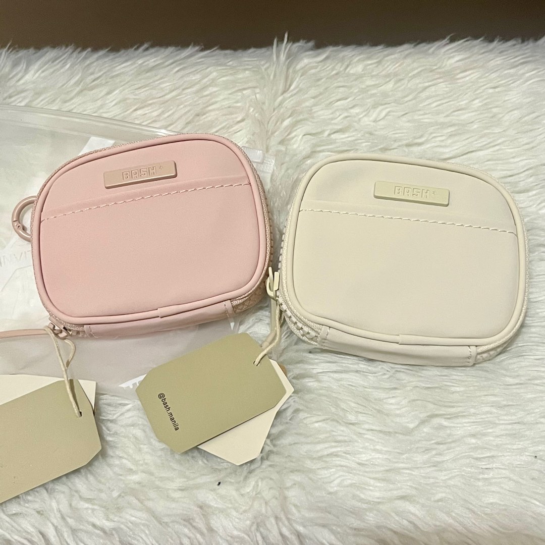 Bash Manila Card Holder, Women's Fashion, Bags & Wallets, Wallets ...
