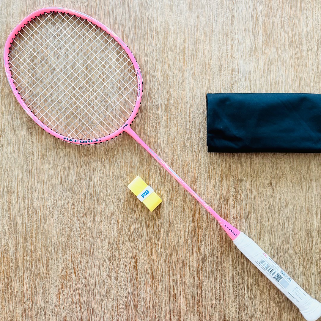 [Bundle] Brand New Li Ning Axforce 30 5UG5 5U G5 Badminton Racket strung with Li Ning N65 String ...
