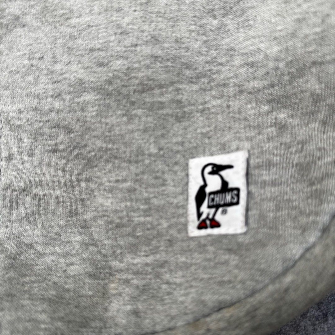 CHUMS Banana Shoulder Bag, Men's Fashion, Bags, Sling Bags on Carousell