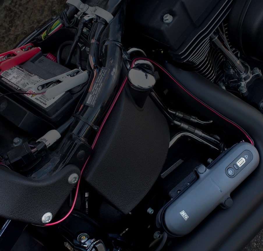 DEFA SmartCharge 6A + Li – Automatic Lithium & Lead-Acid Battery ...