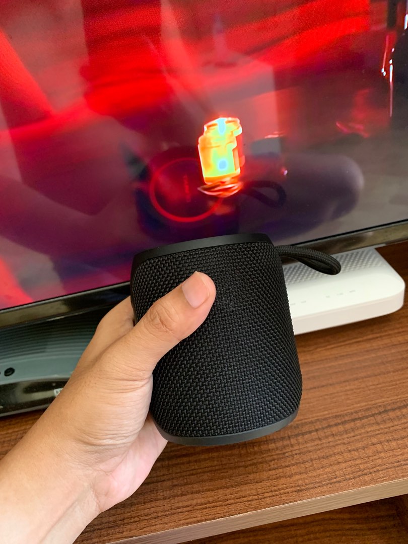 Devant SWS-01B Sound Wave Speaker Water Resistant, Audio, Soundbars ...