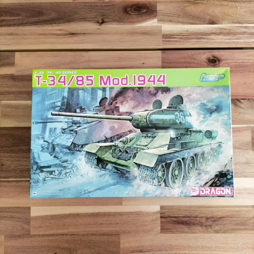 Dragon 6319 1/35 T-34/85 Mod.1944 (Premium), Hobbies & Toys, Toys ...