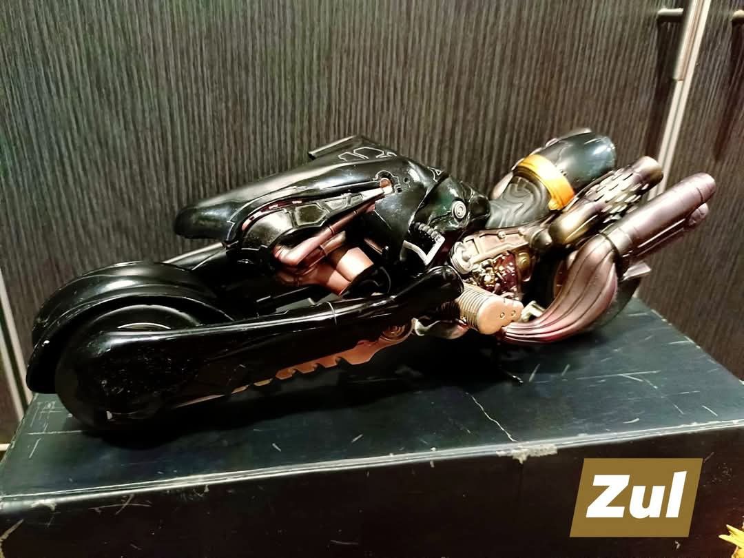 Final Fantasy Cloud & Fenrir 1/12 Scale Figure, Hobbies & Toys, Toys ...