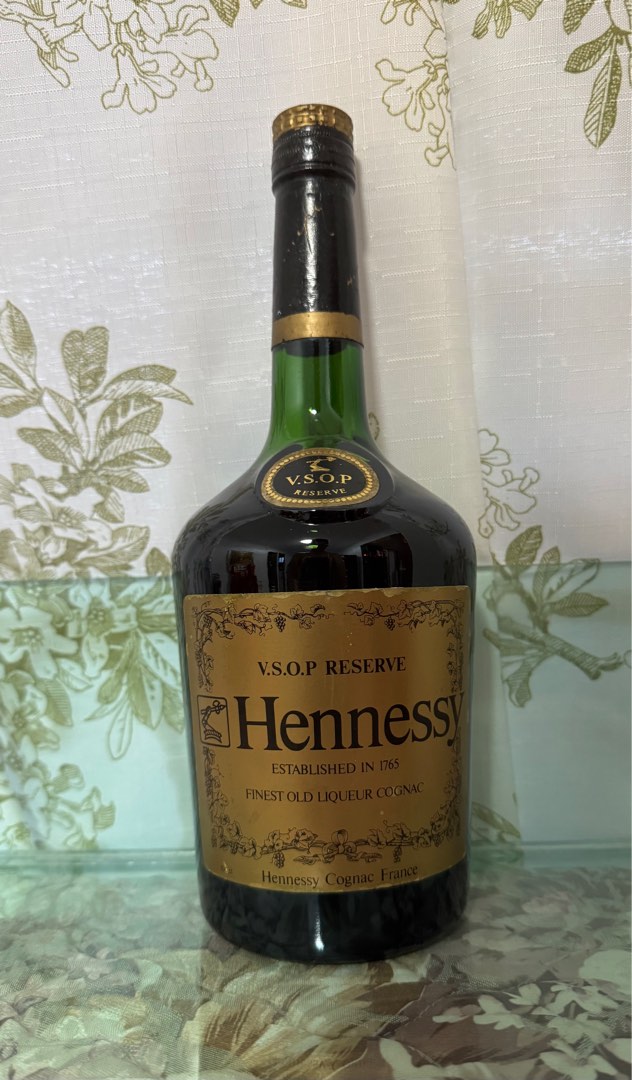 HENNESSY VSOP RESERVE 1L , Food & Drinks, Alcoholic Beverages on Carousell