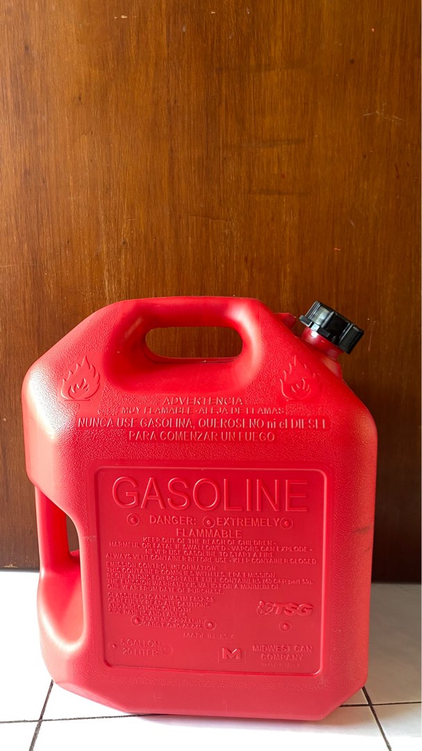 Jerigen 20 liter azko Krisbow ace hardware, Aksesoris Mobil di Carousell