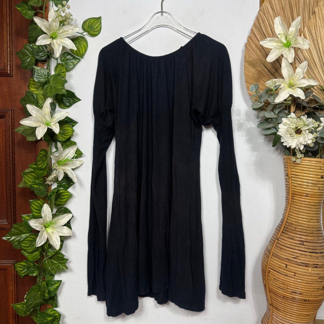 Kaos Polos Hitam Lengan panjang, Fesyen Wanita, Pakaian Wanita, Atasan ...