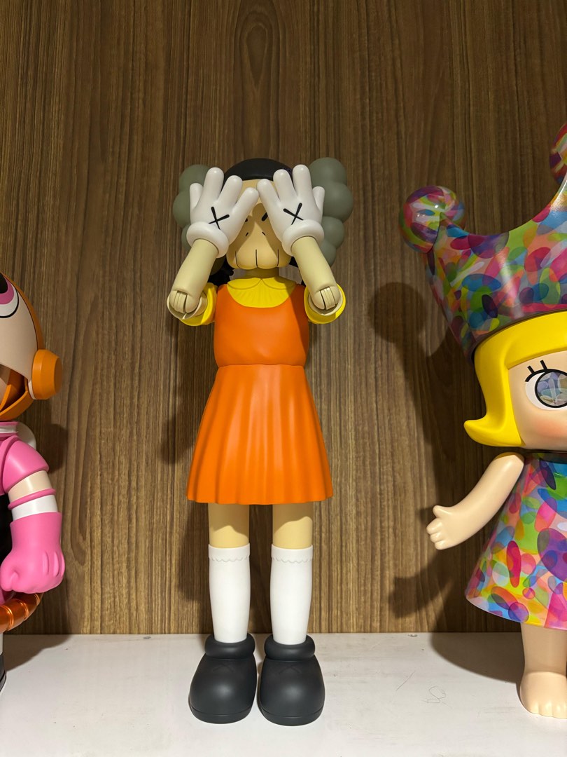 Kaws Original young hee squid games, Toys & Collectibles, Lainnya di ...
