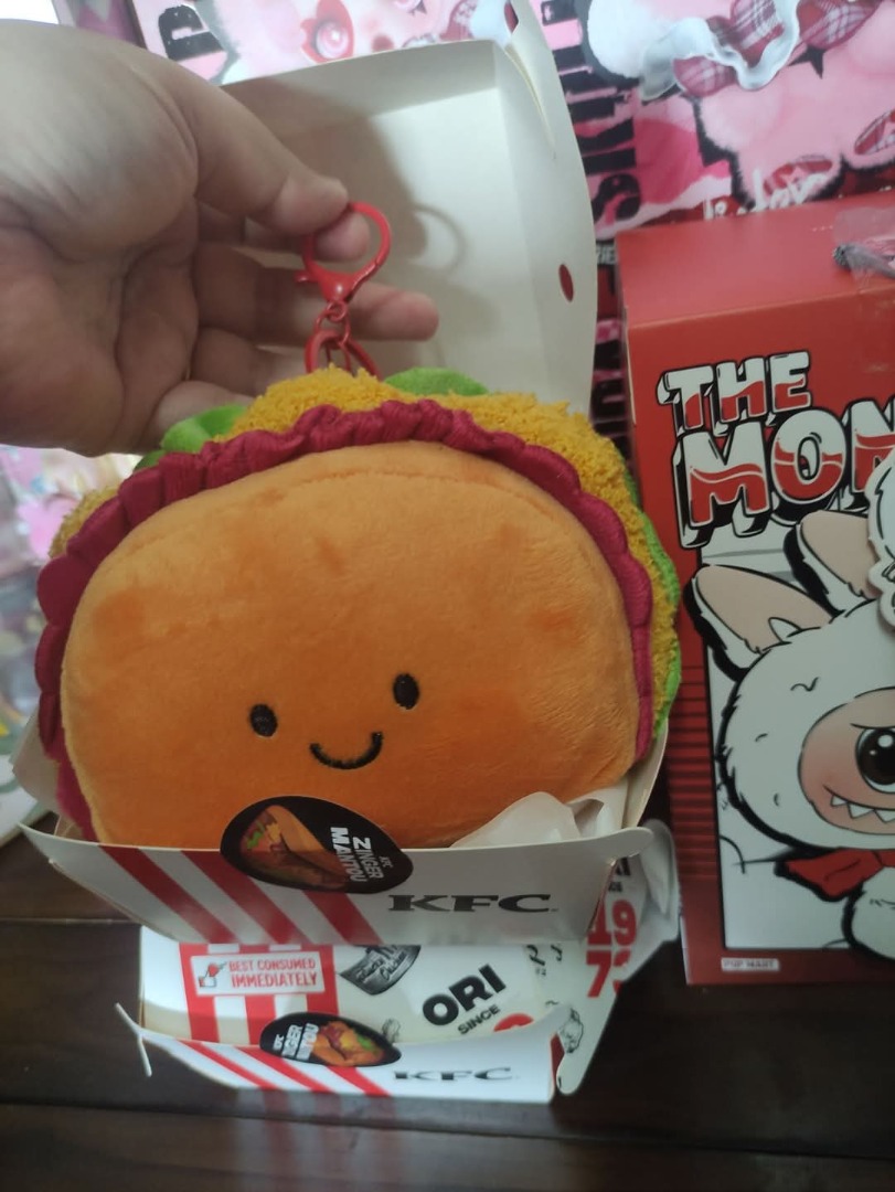 KFC Mantou Charm Plushies (Event Exclusive), Hobbies & Toys ...