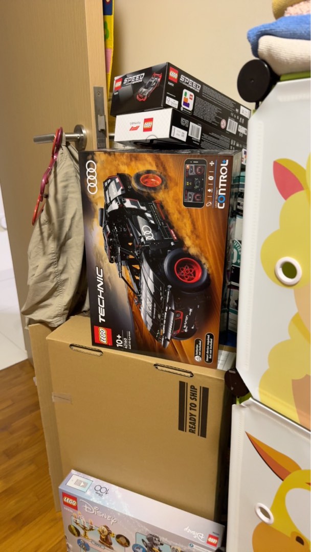 Lego Technic 42124 Audi RS Q8, Hobbies & Toys, Toys & Games on Carousell