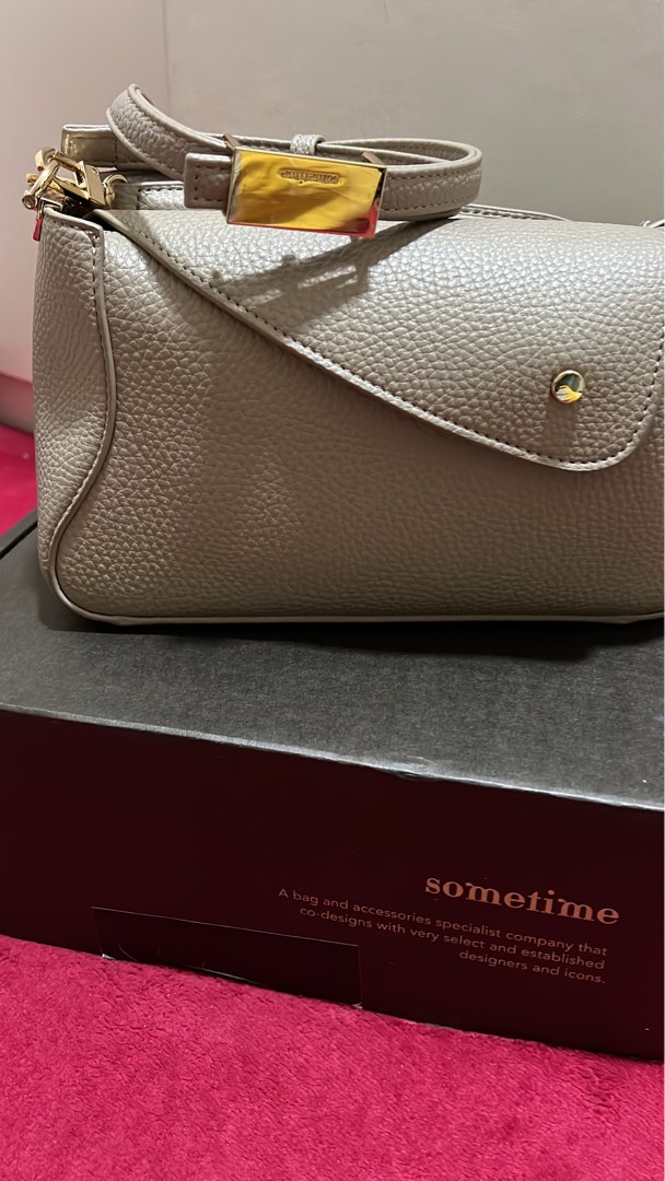 Nami flap bag in clay, Women's Fashion, Bags & Wallets, Cross-body Bags ...