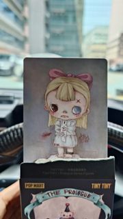 Popmart Tiny Tiny 開場白系列 - Fight back 反擊, 興趣及遊戲, 玩具 & 遊戲類 - Carousell