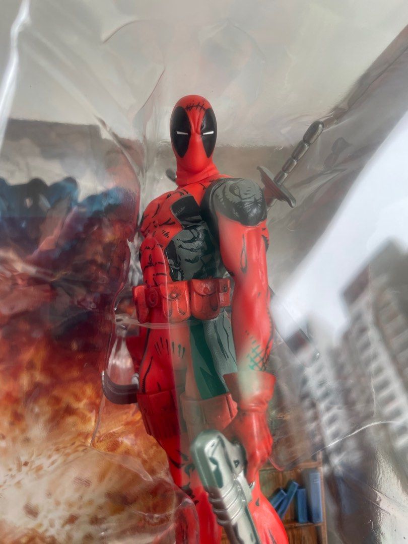 Ready stock MISB McFarlane Marvel Comics DEADPOOL 1:10TH SCALE ...