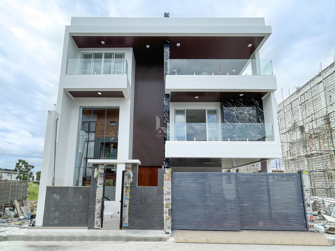 Remarkable Modern Contemporary House and Lot For Sale in Greenwoods ...